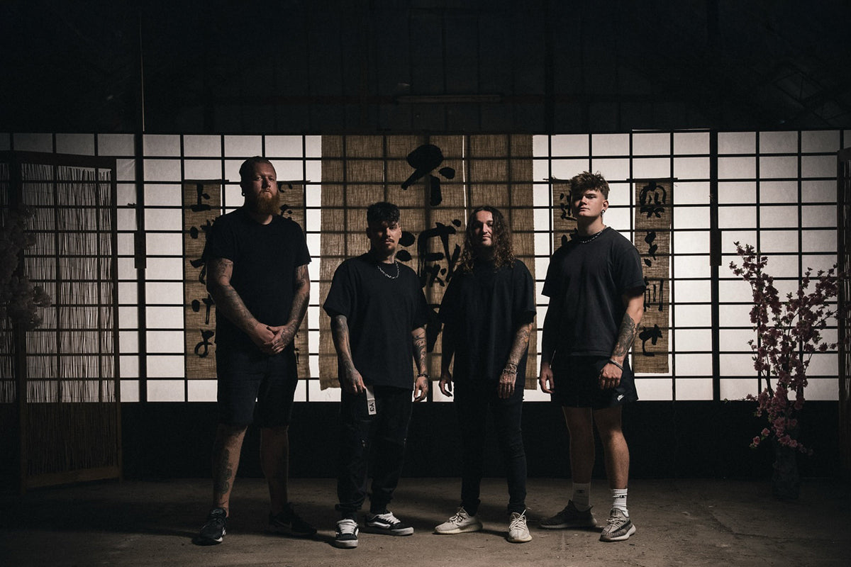 Distant – Pincore Merchandise